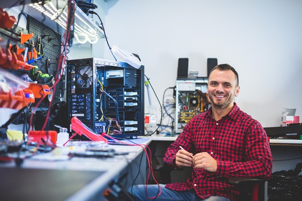 Are You Visiting the Best Computer Repair Shop Near Me | DML